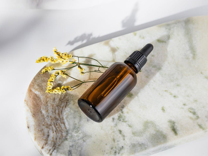 What are the research-based benefits of using THC-free CBD oil? - Dr ...